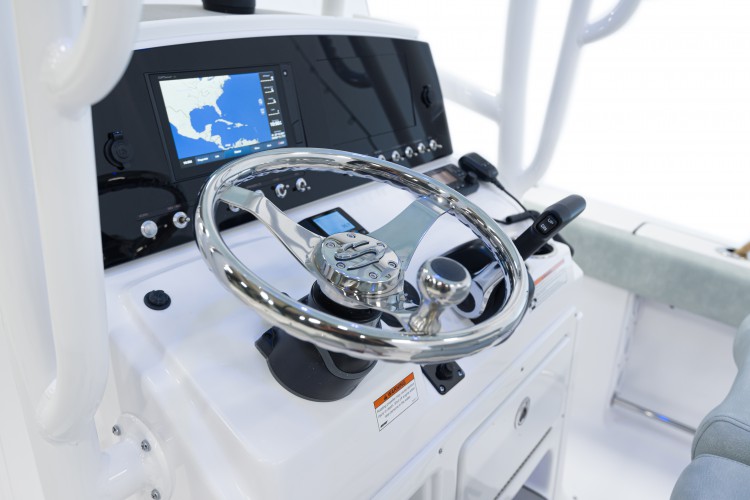 Open 212 Center Console · Features | Sportsman Boats