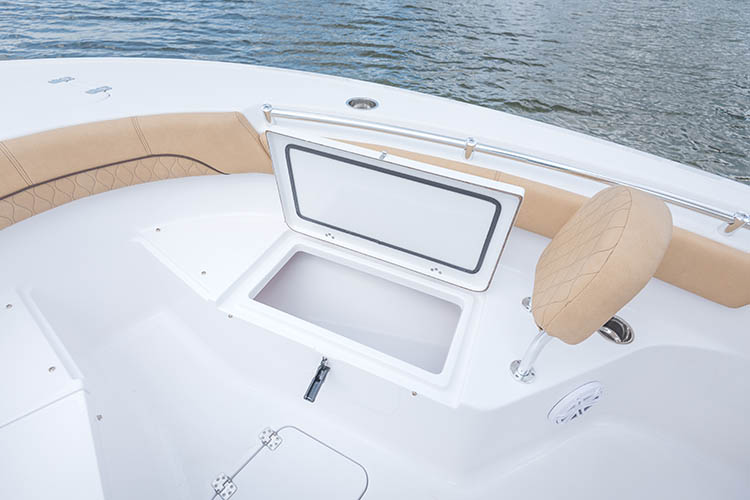 Open 212 Center Console · Features | Sportsman Boats