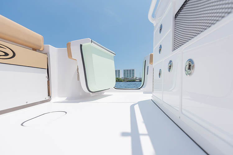 Open 282 Center Console · Features | Sportsman Boats